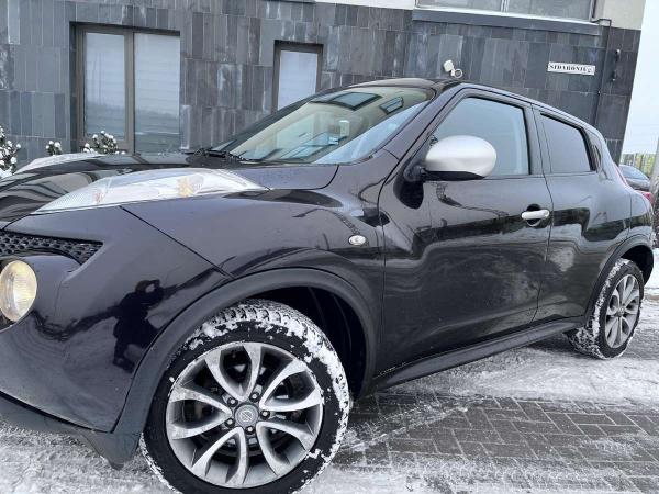 Violets Nissan Juke 2012 Viļņa, ar dzinēja tilpumu 1.50 L un nobraukumu 201 tūkst. km par 4200 €, foto 3 vietnē AUTOMOTO.COM.LV