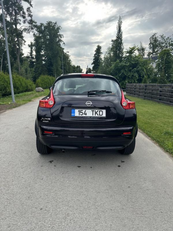 Violets Nissan Juke 2013 Tallina, ar dzinēja tilpumu 1.60 L un nobraukumu 223 tūkst. km par 5500 €, foto 4 vietnē AUTOMOTO.COM.LV