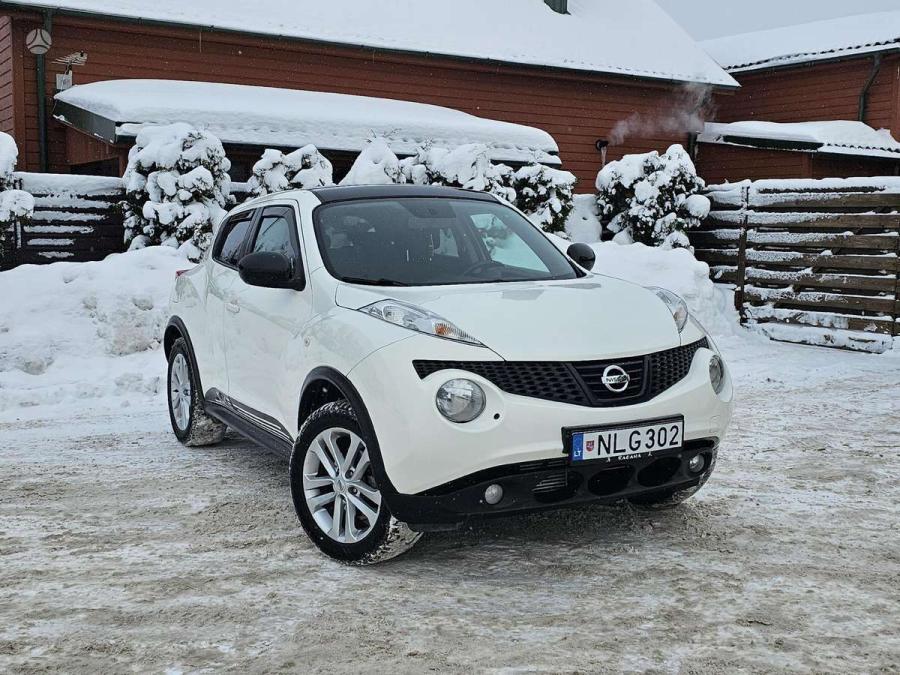 White Nissan Juke 2011 in Kretinga, with an engine capacity of 1.46 L and mileage of 192 thousand km for 6599 €, photo 9 on AUTOMOTO.COM.LV