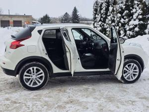 White Nissan Juke 2011 in Kretinga, with an engine capacity of 1.46 L and mileage of 192 thousand km for 6599 €, photo 15 on AUTOMOTO.COM.LV