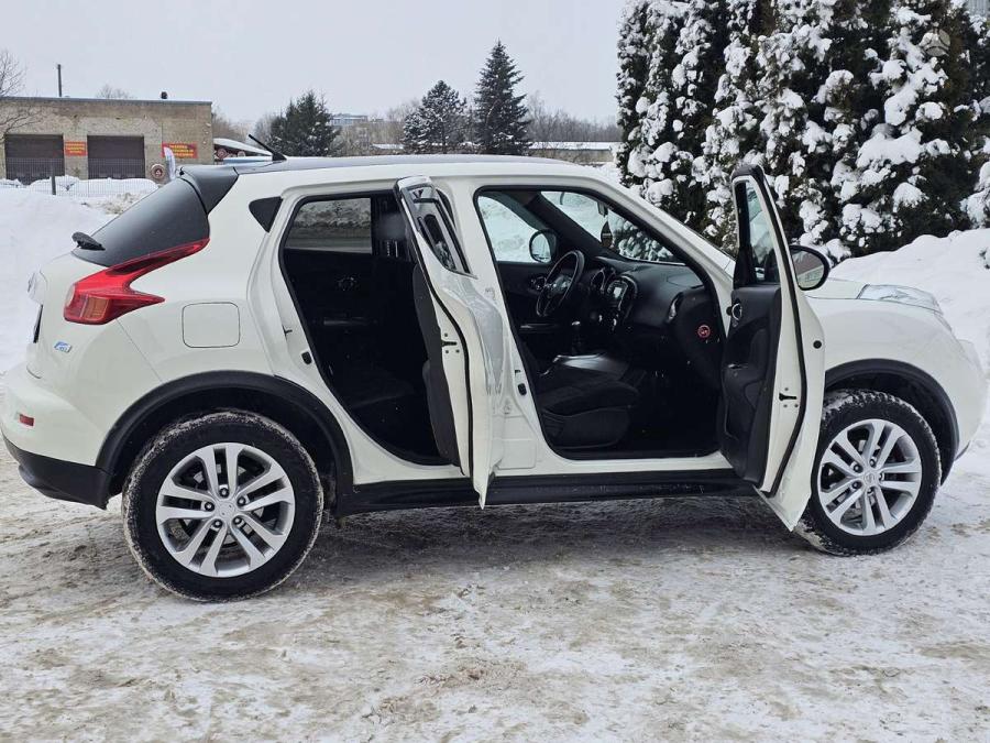 White Nissan Juke 2011 in Kretinga, with an engine capacity of 1.46 L and mileage of 192 thousand km for 6599 €, photo 15 on AUTOMOTO.COM.LV