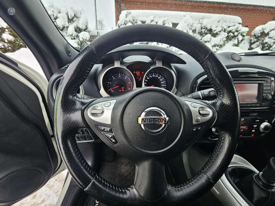White Nissan Juke 2011 in Kretinga, with an engine capacity of 1.46 L and mileage of 192 thousand km for 6599 €, photo 27 on AUTOMOTO.COM.LV