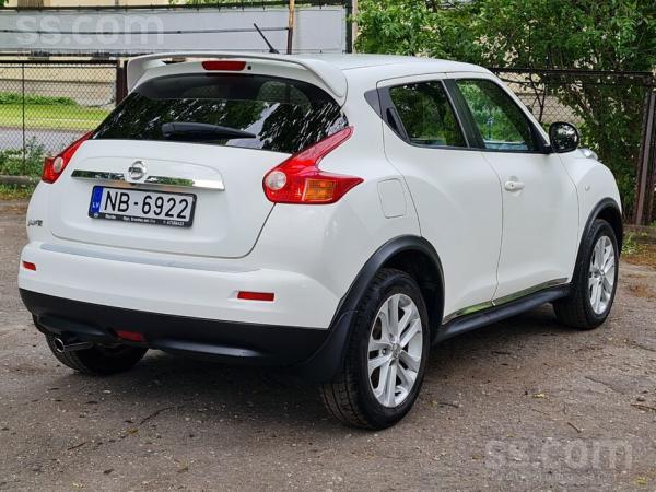 Balts Nissan Juke 2011 Rīga, ar dzinēja tilpumu 1.60 L un nobraukumu 237 tūkst. km par 4500 €, foto 2 vietnē AUTOMOTO.COM.LV