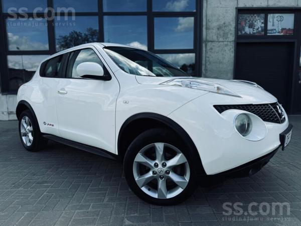 Balts Nissan Juke 2011 Cēsis, ar dzinēja tilpumu 1.50 L un nobraukumu 0 tūkst. km par 5500 €, foto 2 vietnē AUTOMOTO.COM.LV