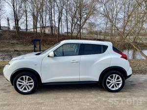 White Nissan Juke 2011 in Rezekne, with an engine capacity of 1.60 L and mileage of 0 thousand km for 4950 €, photo 4 on AUTOMOTO.COM.LV