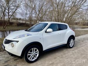 White Nissan Juke 2011 in Rezekne, with an engine capacity of 1.60 L and mileage of 0 thousand km for 4950 €, photo 7 on AUTOMOTO.COM.LV