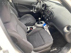 White Nissan Juke 2011 in Rezekne, with an engine capacity of 1.60 L and mileage of 0 thousand km for 4950 €, photo 12 on AUTOMOTO.COM.LV