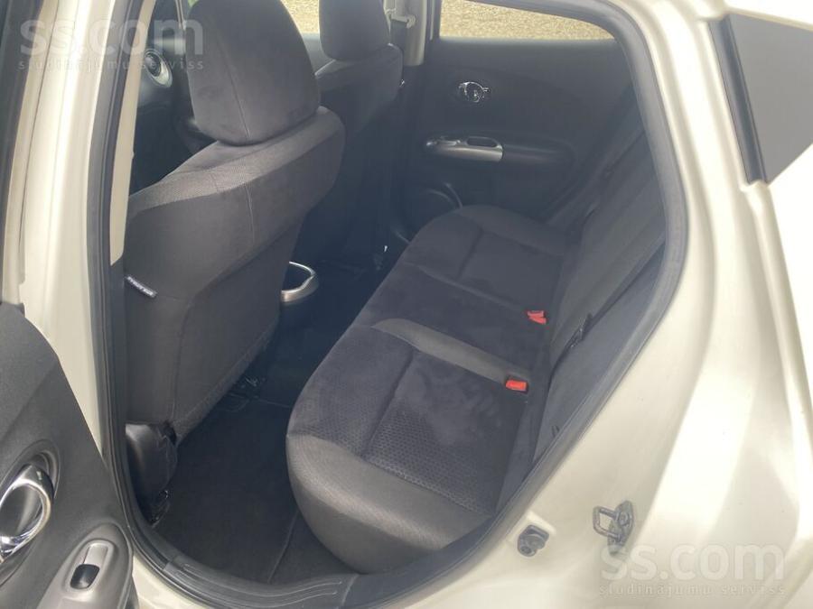 White Nissan Juke 2011 in Rezekne, with an engine capacity of 1.60 L and mileage of 0 thousand km for 4950 €, photo 15 on AUTOMOTO.COM.LV