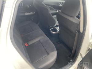 White Nissan Juke 2011 in Rezekne, with an engine capacity of 1.60 L and mileage of 0 thousand km for 4950 €, photo 16 on AUTOMOTO.COM.LV