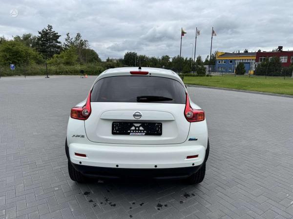 Balts Nissan Juke 2011 Telšiai, ar dzinēja tilpumu 1.46 L un nobraukumu 204 tūkst. km par 3999 €, foto 5 vietnē AUTOMOTO.COM.LV