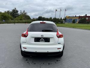 White Nissan Juke 2011 in Telschi, with an engine capacity of 1.46 L and mileage of 204 thousand km for 3999 €, photo 6 on AUTOMOTO.COM.LV