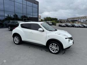 White Nissan Juke 2011 in Telschi, with an engine capacity of 1.46 L and mileage of 204 thousand km for 3999 €, photo 9 on AUTOMOTO.COM.LV
