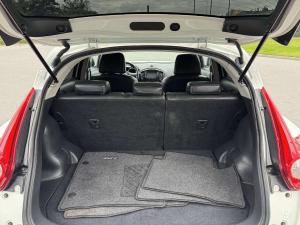 White Nissan Juke 2011 in Telschi, with an engine capacity of 1.46 L and mileage of 204 thousand km for 3999 €, photo 19 on AUTOMOTO.COM.LV