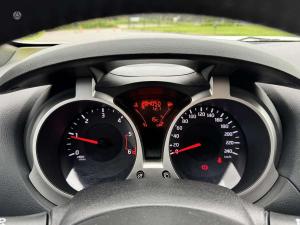 White Nissan Juke 2011 in Telschi, with an engine capacity of 1.46 L and mileage of 204 thousand km for 3999 €, photo 25 on AUTOMOTO.COM.LV