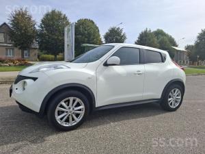 White Nissan Juke 2011 in Jekabpils, with an engine capacity of 1.60 L and mileage of 198 thousand km for 4400 €, photo 5 on AUTOMOTO.COM.LV