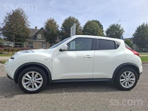 White Nissan Juke 2011 in Jekabpils, with an engine capacity of 1.60 L and mileage of 198 thousand km for 4400 €, photo 6 on AUTOMOTO.COM.LV