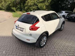 White Nissan Juke 2011 in Vilnius, with an engine capacity of 1.62 L and mileage of 160 thousand km for 6600 €, photo 4 on AUTOMOTO.COM.LV