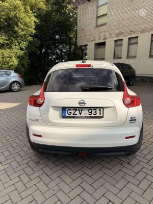 White Nissan Juke 2011 in Vilnius, with an engine capacity of 1.62 L and mileage of 160 thousand km for 6600 €, photo 6 on AUTOMOTO.COM.LV
