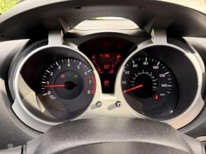White Nissan Juke 2011 in Vilnius, with an engine capacity of 1.62 L and mileage of 160 thousand km for 6600 €, photo 13 on AUTOMOTO.COM.LV