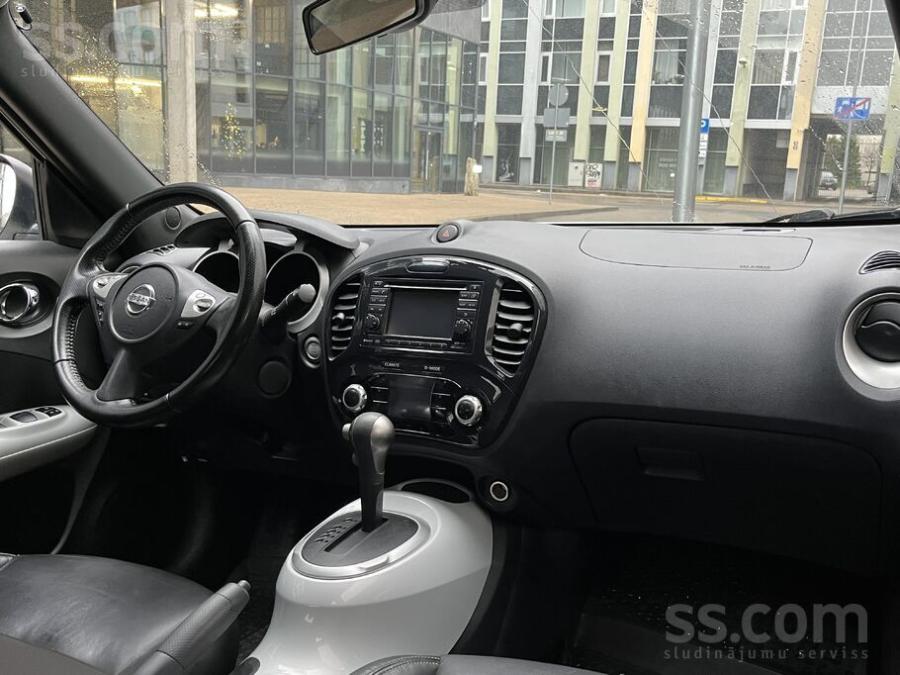 Balts Nissan Juke 2012 Rīga, ar dzinēja tilpumu 1.60 L un nobraukumu 151 tūkst. km par 6150 €, foto 5 vietnē AUTOMOTO.COM.LV
