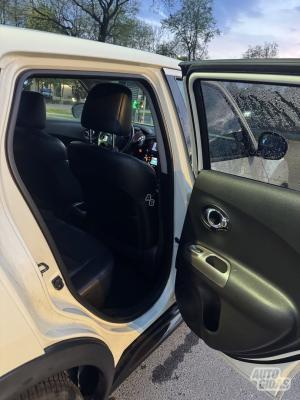 Balts Nissan Juke 2012 Panevēža, ar dzinēja tilpumu 1.60 L un nobraukumu 184 tūkst. km par 7500 €, foto 8 vietnē AUTOMOTO.COM.LV