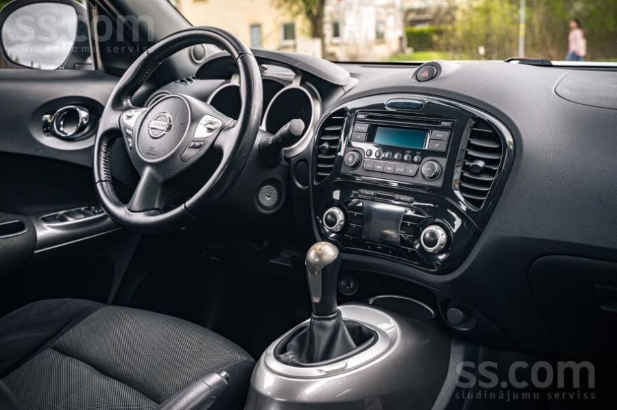 Balts Nissan Juke 2012 Rīga, ar dzinēja tilpumu 1.60 L un nobraukumu 0 tūkst. km par 4990 €, foto 8 vietnē AUTOMOTO.COM.LV