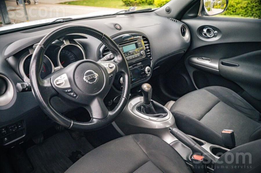 Balts Nissan Juke 2012 Rīga, ar dzinēja tilpumu 1.60 L un nobraukumu 0 tūkst. km par 4990 €, foto 9 vietnē AUTOMOTO.COM.LV