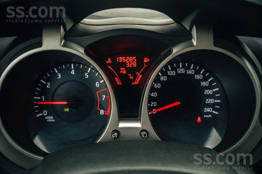 Balts Nissan Juke 2012 Rīga, ar dzinēja tilpumu 1.60 L un nobraukumu 0 tūkst. km par 4990 €, foto 11 vietnē AUTOMOTO.COM.LV