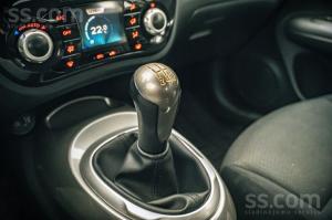 Balts Nissan Juke 2012 Rīga, ar dzinēja tilpumu 1.60 L un nobraukumu 0 tūkst. km par 4990 €, foto 15 vietnē AUTOMOTO.COM.LV