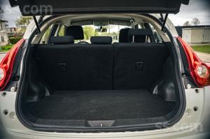 Balts Nissan Juke 2012 Rīga, ar dzinēja tilpumu 1.60 L un nobraukumu 0 tūkst. km par 4990 €, foto 19 vietnē AUTOMOTO.COM.LV