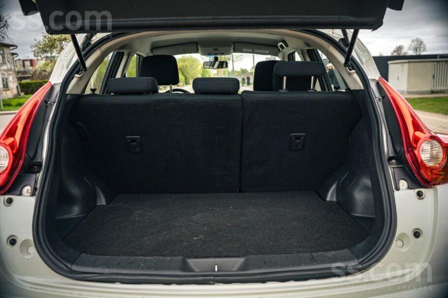 Balts Nissan Juke 2012 Rīga, ar dzinēja tilpumu 1.60 L un nobraukumu 0 tūkst. km par 4990 €, foto 19 vietnē AUTOMOTO.COM.LV