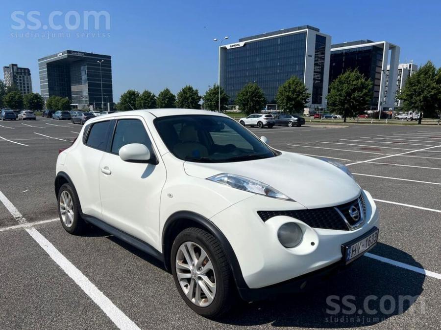 Balts Nissan Juke 2012 Rīga, ar dzinēja tilpumu 1.60 L un nobraukumu 208 tūkst. km par 5900 €, foto 1 vietnē AUTOMOTO.COM.LV