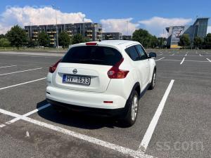 Balts Nissan Juke 2012 Rīga, ar dzinēja tilpumu 1.60 L un nobraukumu 208 tūkst. km par 5900 €, foto 5 vietnē AUTOMOTO.COM.LV