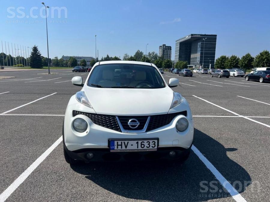 Balts Nissan Juke 2012 Rīga, ar dzinēja tilpumu 1.60 L un nobraukumu 208 tūkst. km par 5900 €, foto 6 vietnē AUTOMOTO.COM.LV