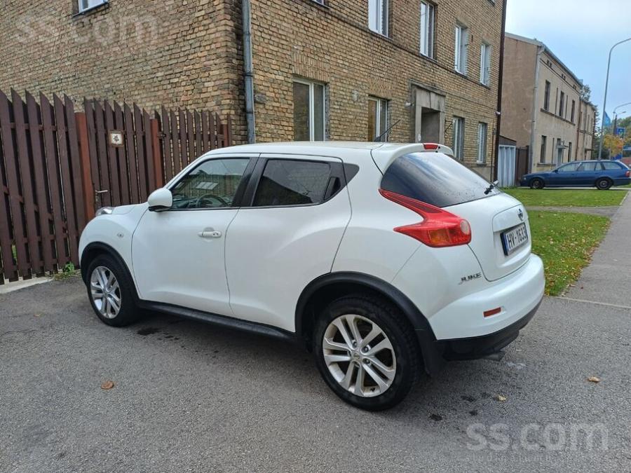 Balts Nissan Juke 2012 Rīga, ar dzinēja tilpumu 1.60 L un nobraukumu 212 tūkst. km par 4800 €, foto 6 vietnē AUTOMOTO.COM.LV