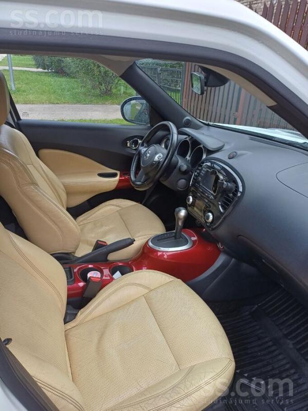 White Nissan Juke 2012 in Riga, with an engine capacity of 1.60 L and mileage of 212 thousand km for 4800 €, photo 11 on AUTOMOTO.COM.LV