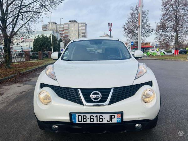 White Nissan Juke 2013 in Kaunas, with an engine capacity of 1.50 L and mileage of 225 thousand km for 4450 €, photo 5 on AUTOMOTO.COM.LV