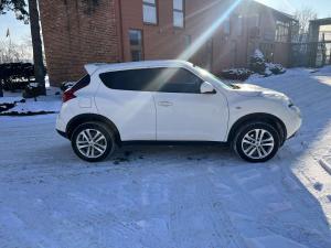 White Nissan Juke 2013 in Marijampole, with an engine capacity of 1.62 L and mileage of 189 thousand km for 4200 €, photo 4 on AUTOMOTO.COM.LV