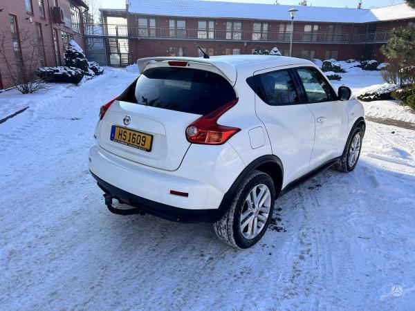 Balts Nissan Juke 2013 Marijampole, ar dzinēja tilpumu 1.62 L un nobraukumu 189 tūkst. km par 4200 €, foto 5 vietnē AUTOMOTO.COM.LV