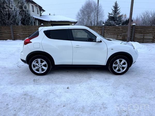 Balts Nissan Juke 2013 Saldus, ar dzinēja tilpumu 1.50 L un nobraukumu 217 tūkst. km par 4950 €, foto 4 vietnē AUTOMOTO.COM.LV