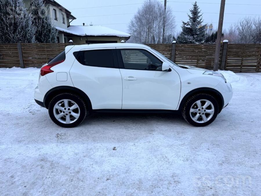 Balts Nissan Juke 2013 Saldus, ar dzinēja tilpumu 1.50 L un nobraukumu 217 tūkst. km par 4950 €, foto 4 vietnē AUTOMOTO.COM.LV