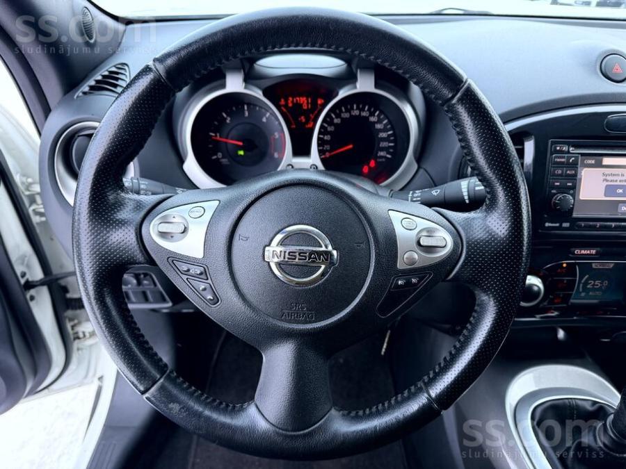 Balts Nissan Juke 2013 Saldus, ar dzinēja tilpumu 1.50 L un nobraukumu 217 tūkst. km par 4950 €, foto 26 vietnē AUTOMOTO.COM.LV