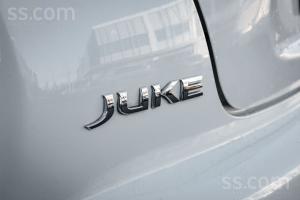 White Nissan Juke 2013 in Riga, with an engine capacity of 1.60 L and mileage of 217 thousand km for 6750 €, photo 8 on AUTOMOTO.COM.LV