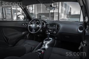 White Nissan Juke 2013 in Riga, with an engine capacity of 1.60 L and mileage of 217 thousand km for 6750 €, photo 13 on AUTOMOTO.COM.LV