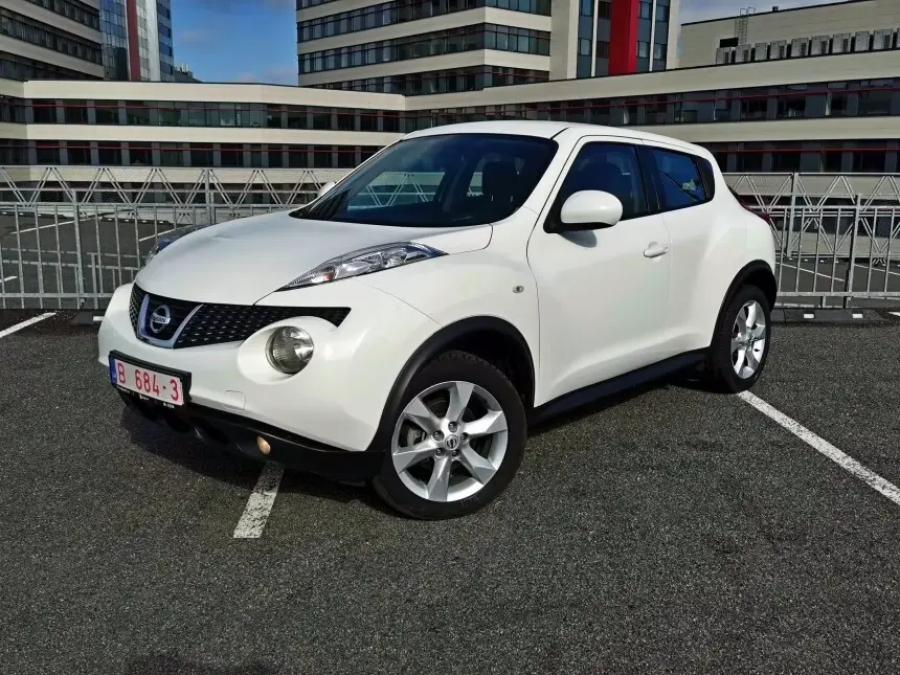 White Nissan Juke 2013 in Riga, with an engine capacity of 1.50 L and mileage of 164 thousand km for 6390 €, photo 1 on AUTOMOTO.COM.LV