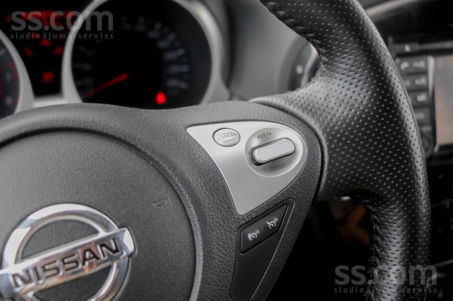 White Nissan Juke 2013 in Tukums, with an engine capacity of 1.60 L and mileage of 165 thousand km for 5952 €, photo 18 on AUTOMOTO.COM.LV
