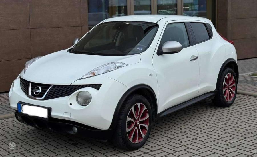 Balts Nissan Juke 2013 Klaipėda, ar dzinēja tilpumu 1.60 L un nobraukumu 199 tūkst. km par 3400 €, foto 4 vietnē AUTOMOTO.COM.LV