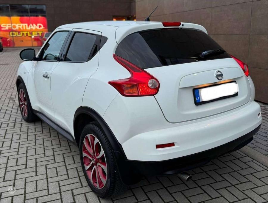 Balts Nissan Juke 2013 Klaipėda, ar dzinēja tilpumu 1.60 L un nobraukumu 199 tūkst. km par 3400 €, foto 6 vietnē AUTOMOTO.COM.LV
