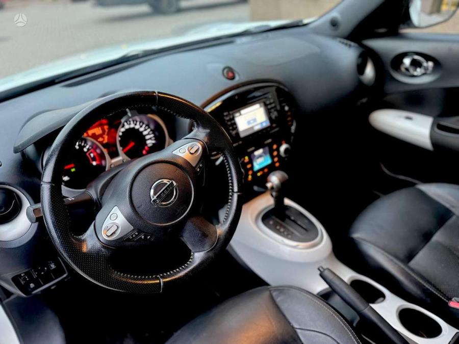 Balts Nissan Juke 2013 Klaipėda, ar dzinēja tilpumu 1.60 L un nobraukumu 199 tūkst. km par 3350 €, foto 12 vietnē AUTOMOTO.COM.LV