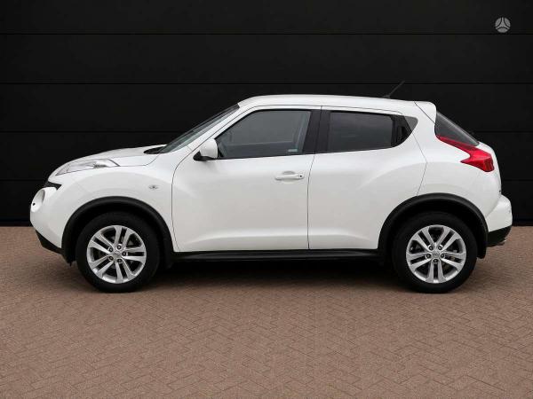 White Nissan Juke 2013 in Vilnius, with an engine capacity of 1.60 L and mileage of 104 thousand km for 6550 €, photo 2 on AUTOMOTO.COM.LV